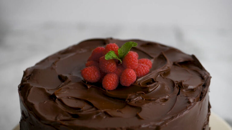 Rich and Moist Chocolate Raspberry Cake for Any Occasion - Madeleine ...