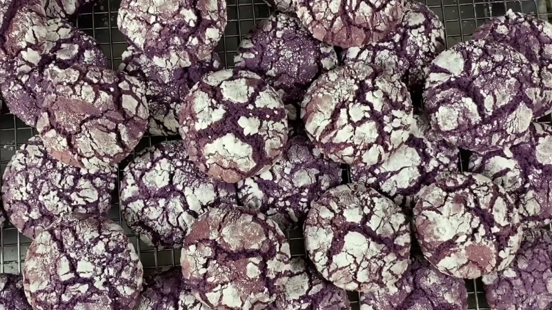 Soft and Chewy Ube Crinkle Cookies That Melt in Your Mouth - Madeleine ...