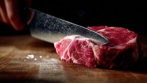 Best 5 Techniques to Cut Meat Cleanly and Precisely in Your Kitchen